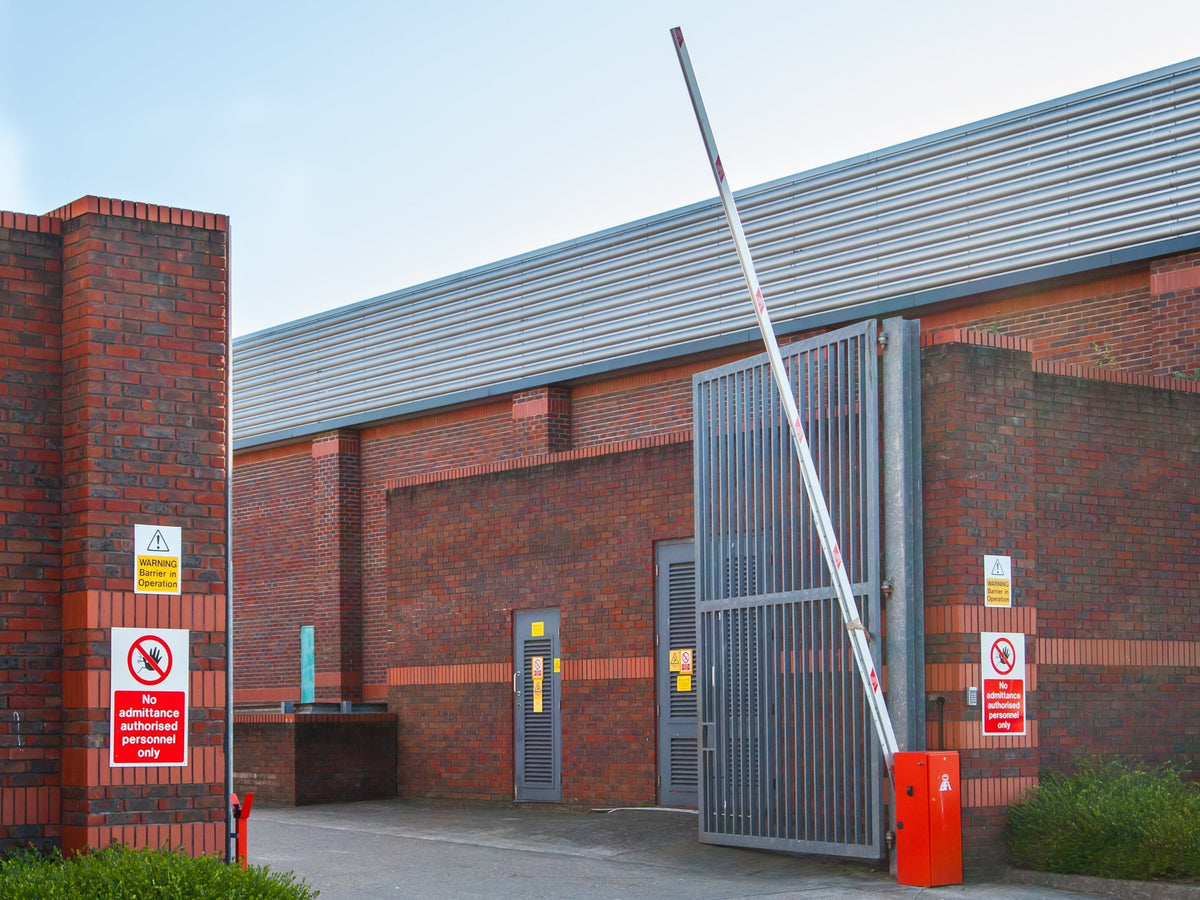 When to Use a Barrier Gate for Vehicle Access